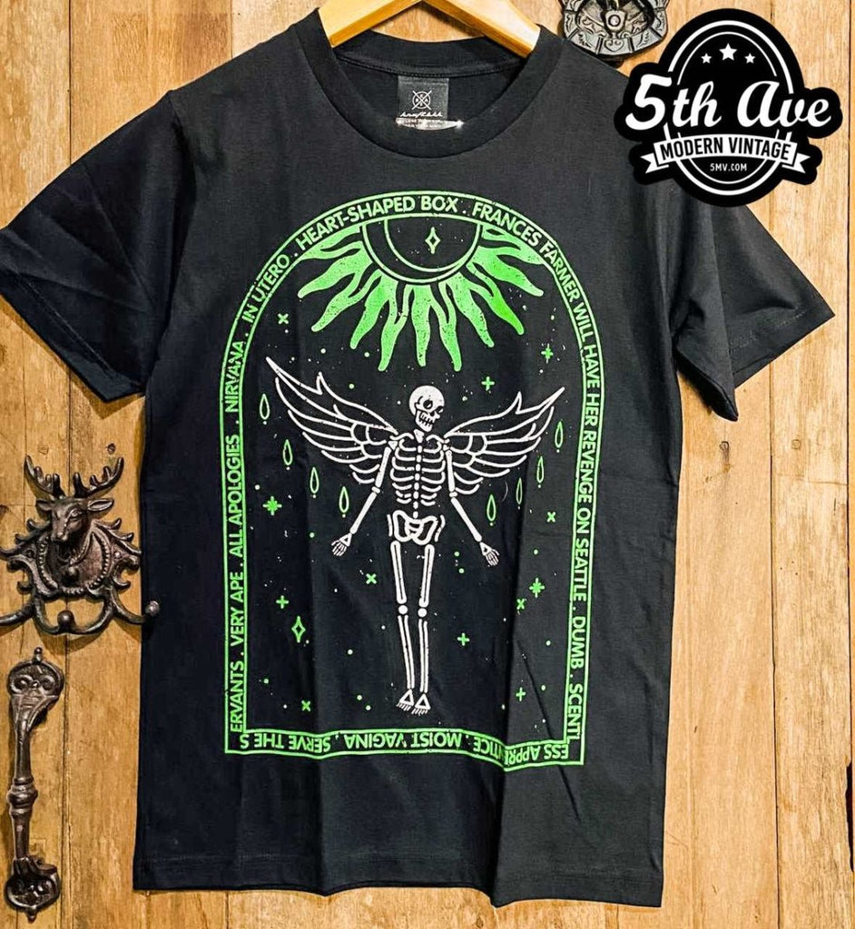 Nirvana - New Vintage Band T shirt - Vintage Band Shirts Nirvana - New Vintage Band T shirt - Vintage Band Shirts